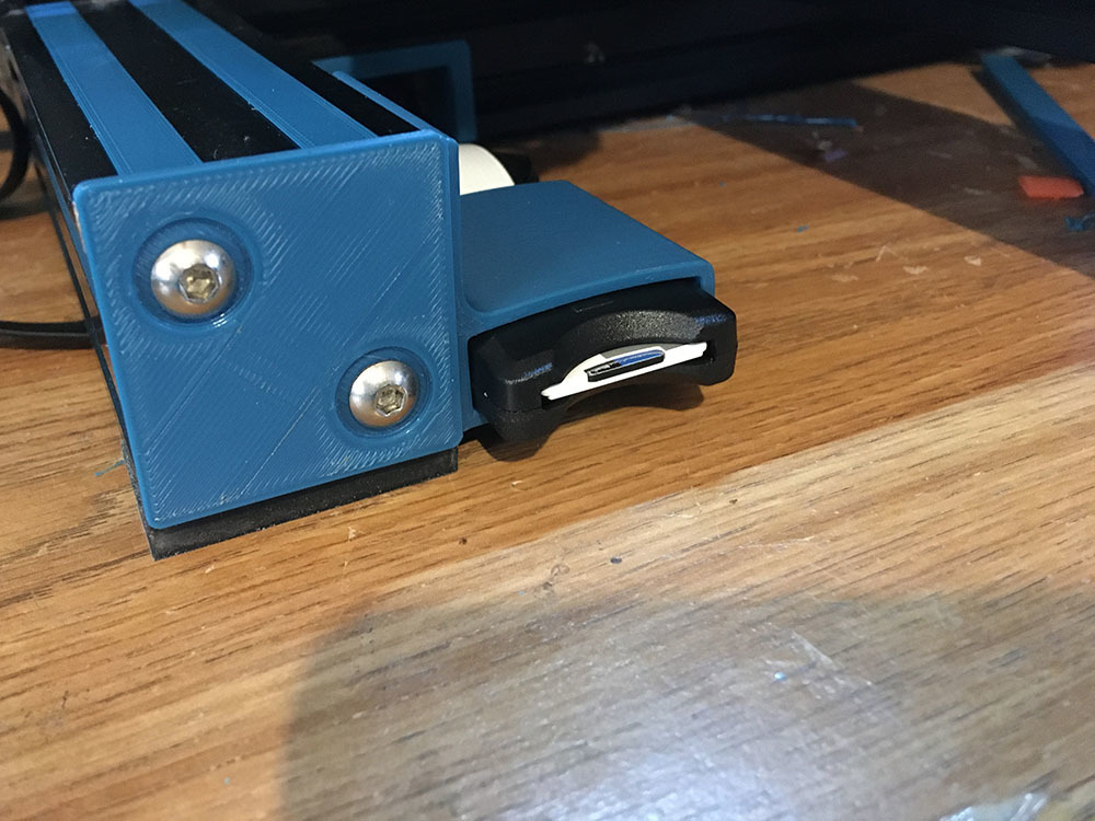 Free 3D file SD Card Adapter Mount・Design to download and 3D print・Cults