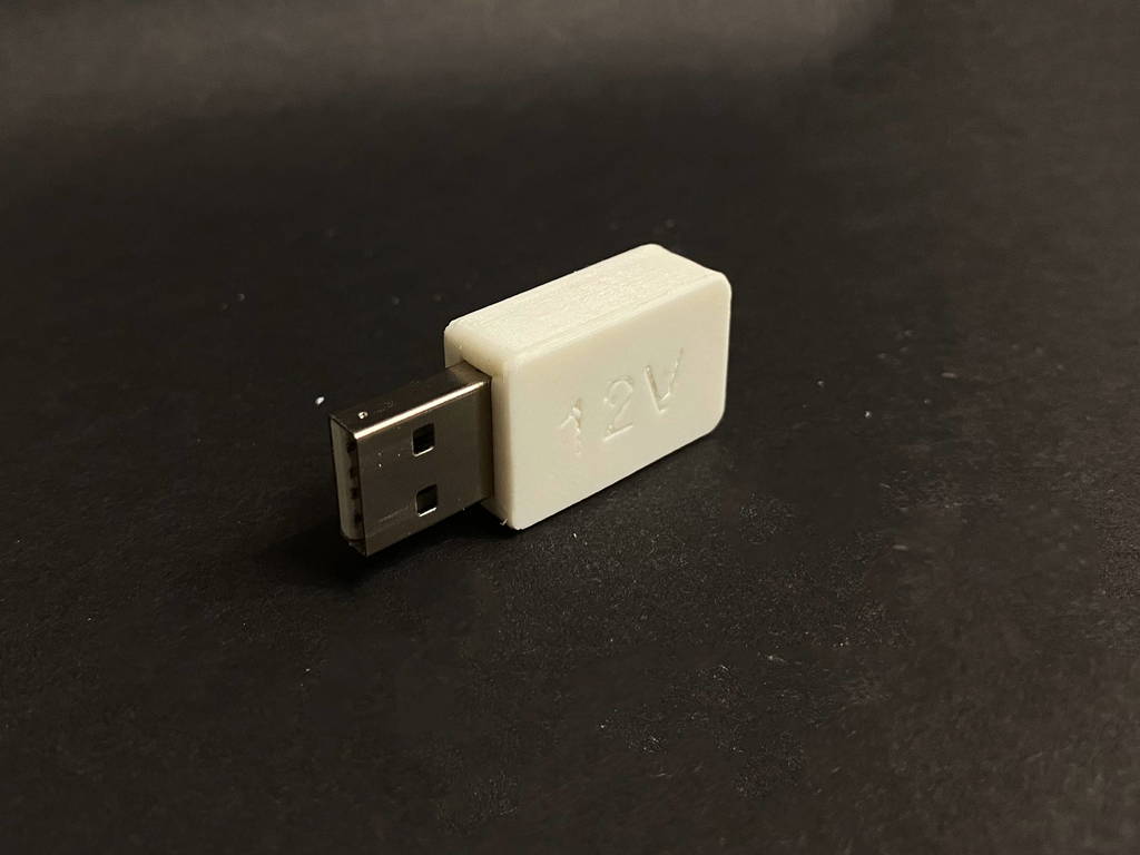 Archivo STL gratis Carcasa USB de carga rápida para disparador LX-QC01 / carcasa simple para ...