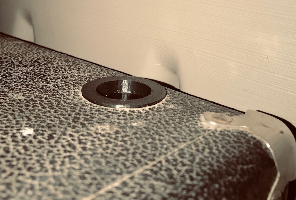 Free 3D file Top Footing Cup for the Acoustic Control Corp 408 4x15 ...