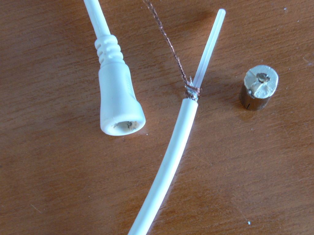 Free 3D file Video Cable Plugin as a Repair Thing 🔌・Model to download ...