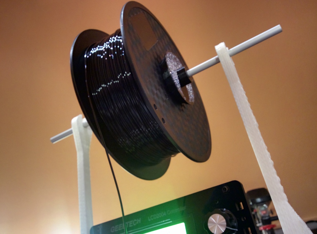 Free 3D file NAPALM's spool center for 8mm rods・3D printable model to ...
