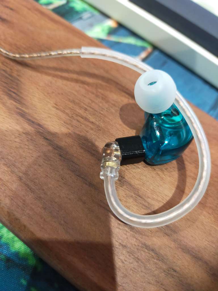 Free 3D file KZ IEM EDX PRO support socket・3D print design to download ...