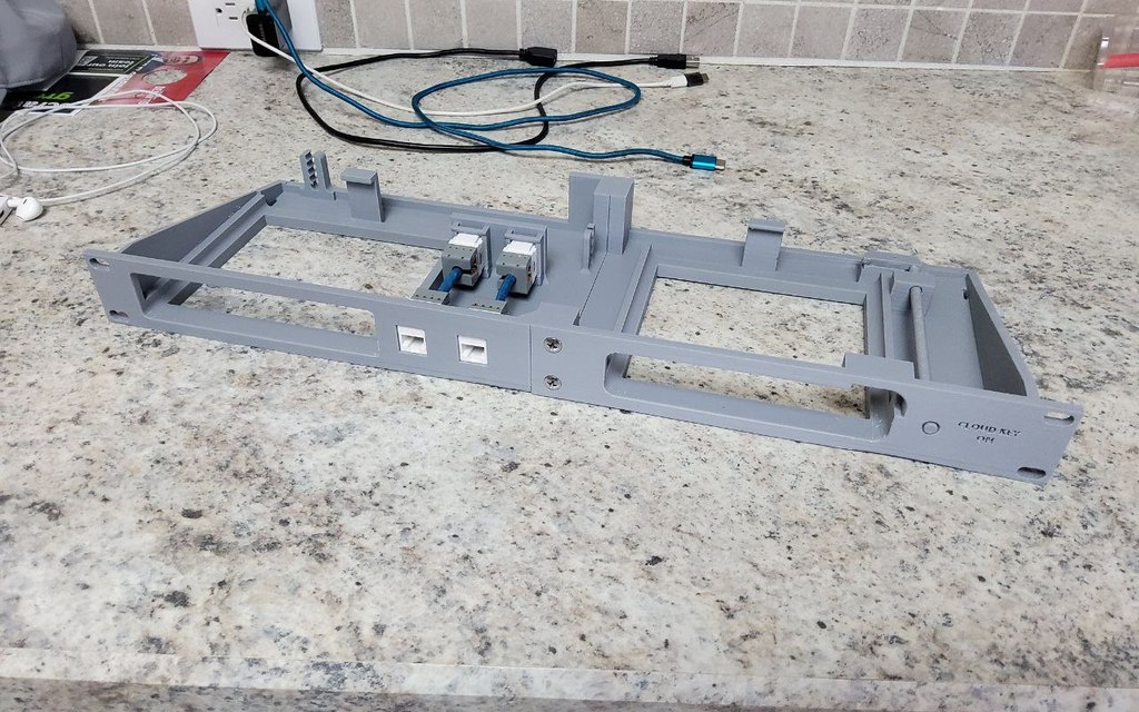 Free 3D file 1U unifi Rack for USG3 and Cloudkey 2Gen・3D printable ...
