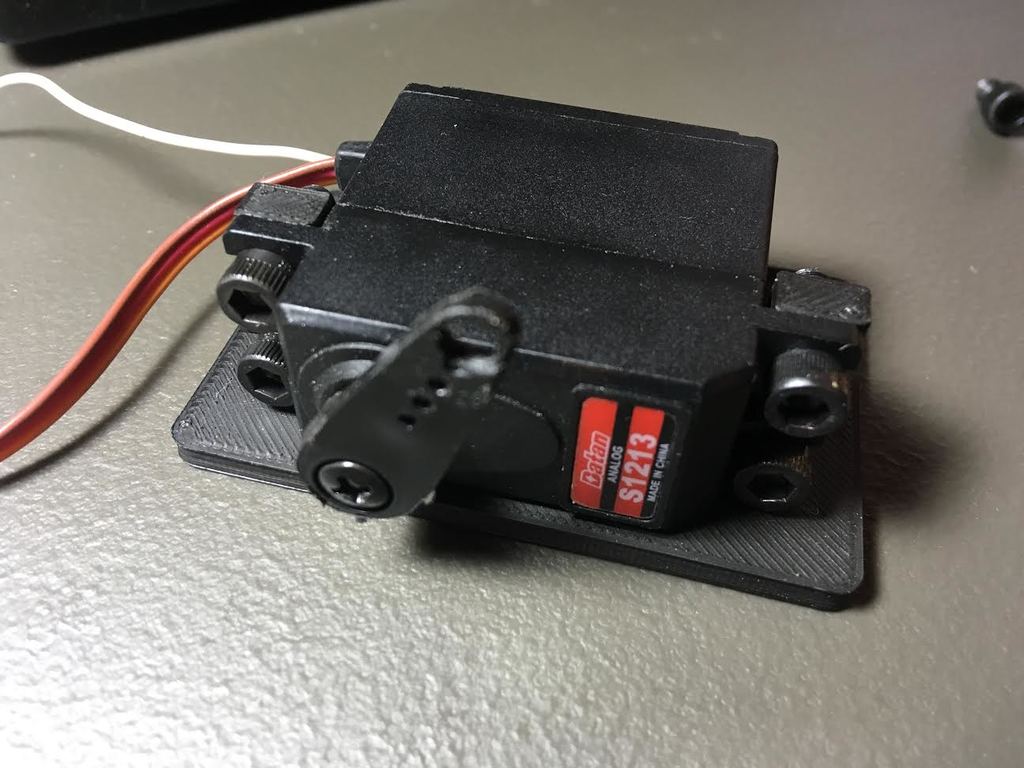 Free 3d File Standard Servo Mounting Bracket・3d Printing Idea To