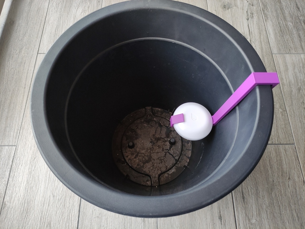 Free 3D file Shelly Flood bucket bracket mount・Template to download and 3D print・Cults