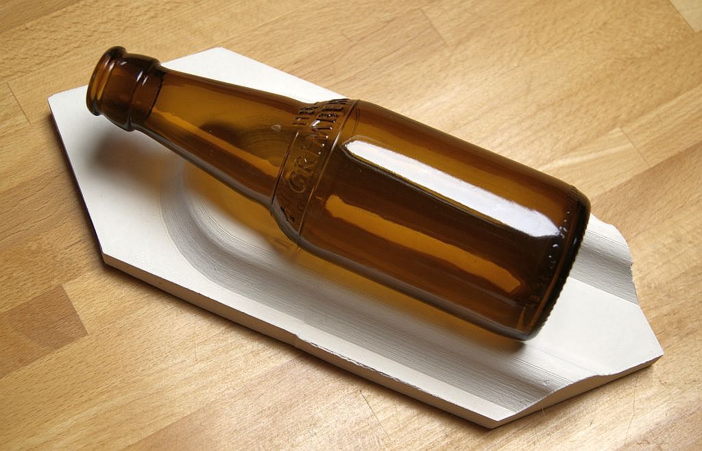 Free 3D file Beer Bottle Slump Mold 🍺・Design to download and 3D print・Cults