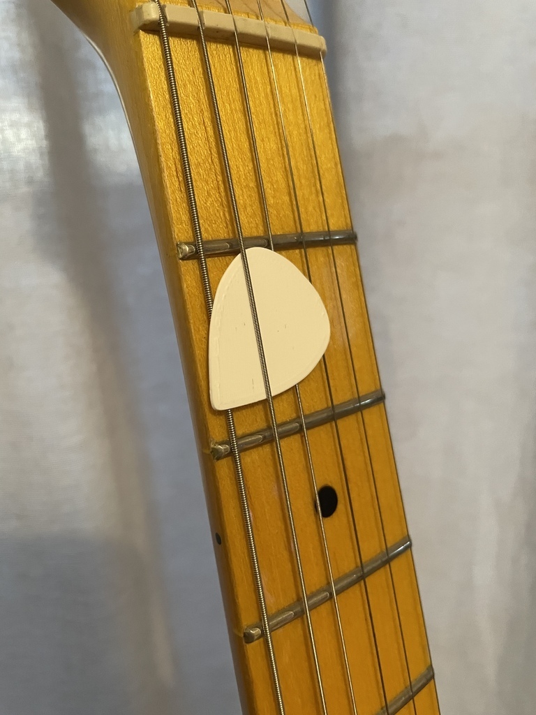 Free 3D file Medium Guitar pick・3D print design to download・Cults