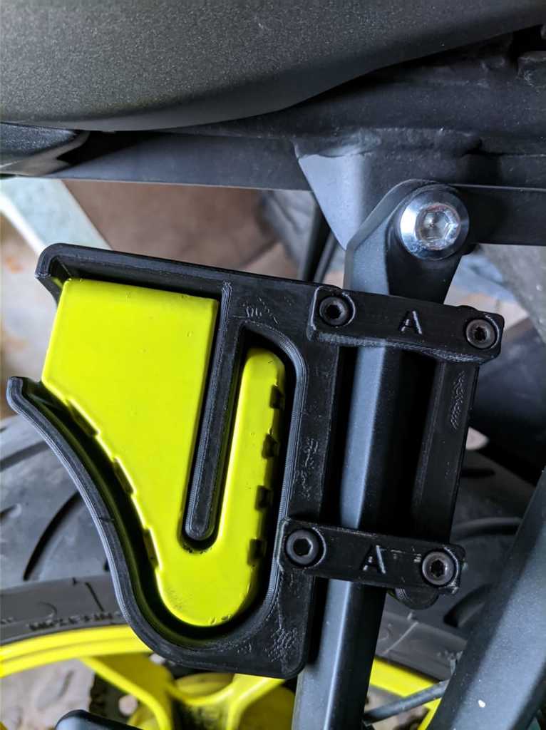 Free 3D file Disc lock Storage for Yamaha MT-03・3D print design to ...