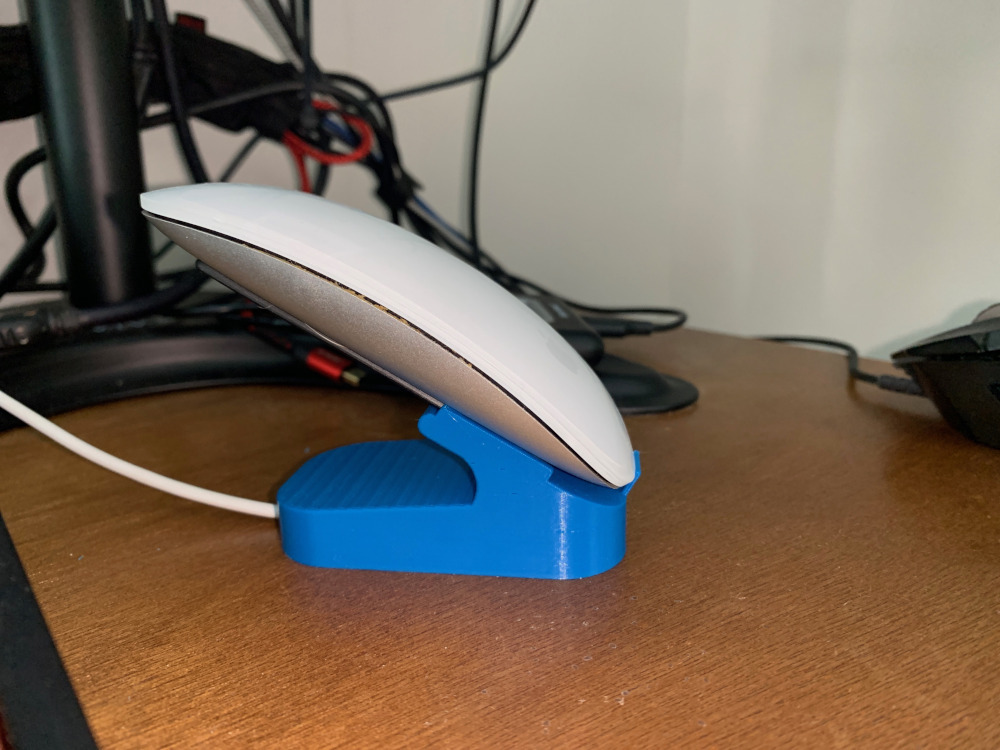 Free 3D file Magic Mouse 2 Charging Dock with Guides・3D printable model ...