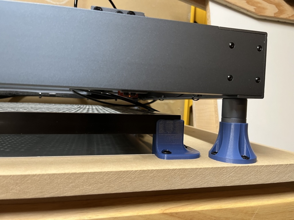 Free 3D file xTool D1 Pro Foot Brackets and Honeycomb Risers・3D ...