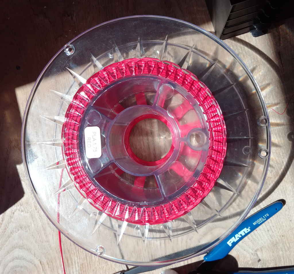 Free 3D file Slim Horizontal Spool Holder・3D printing design to ...