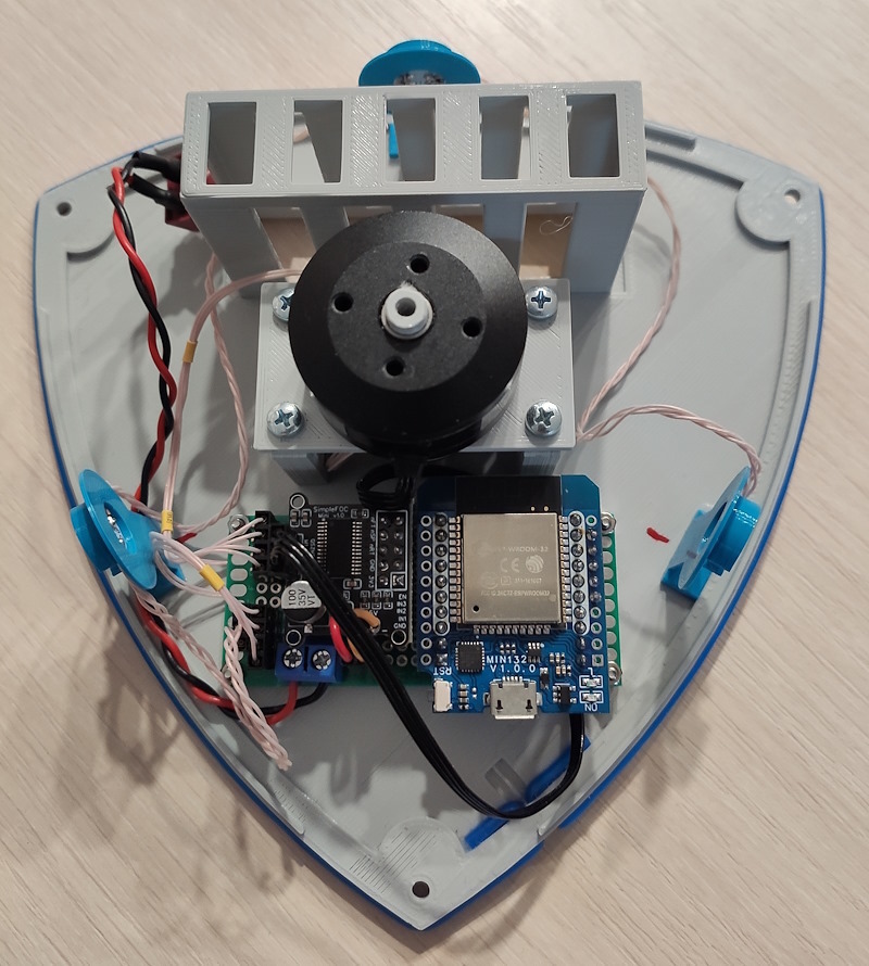 Free 3D file Self Balancing Triangle 🔺・Model to download and 3D print・Cults