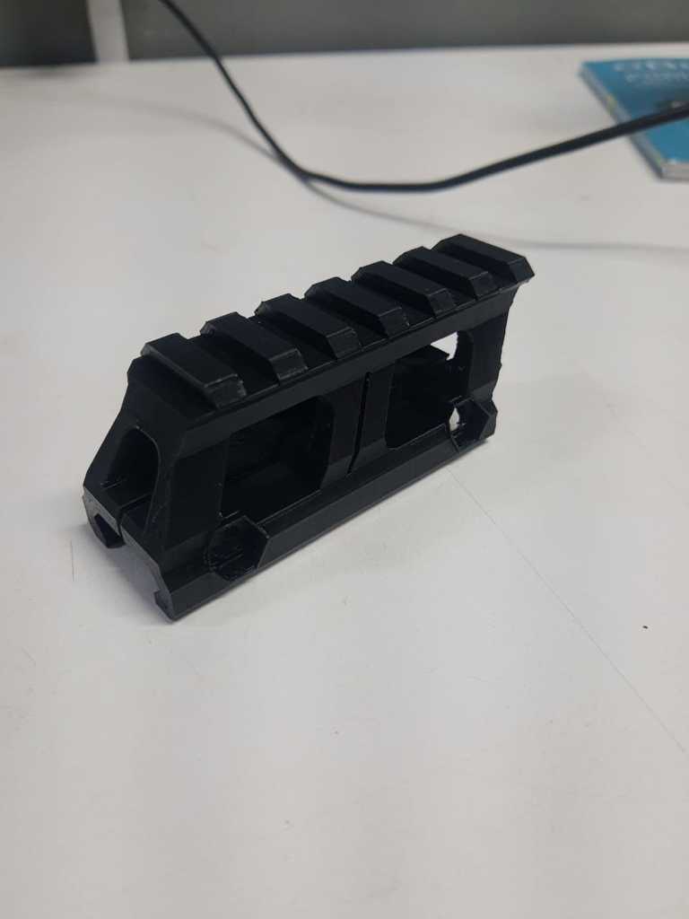Free 3D file Picatinny Rail Riser 20mm with M5/M3 Slot 🔫・3D print ...