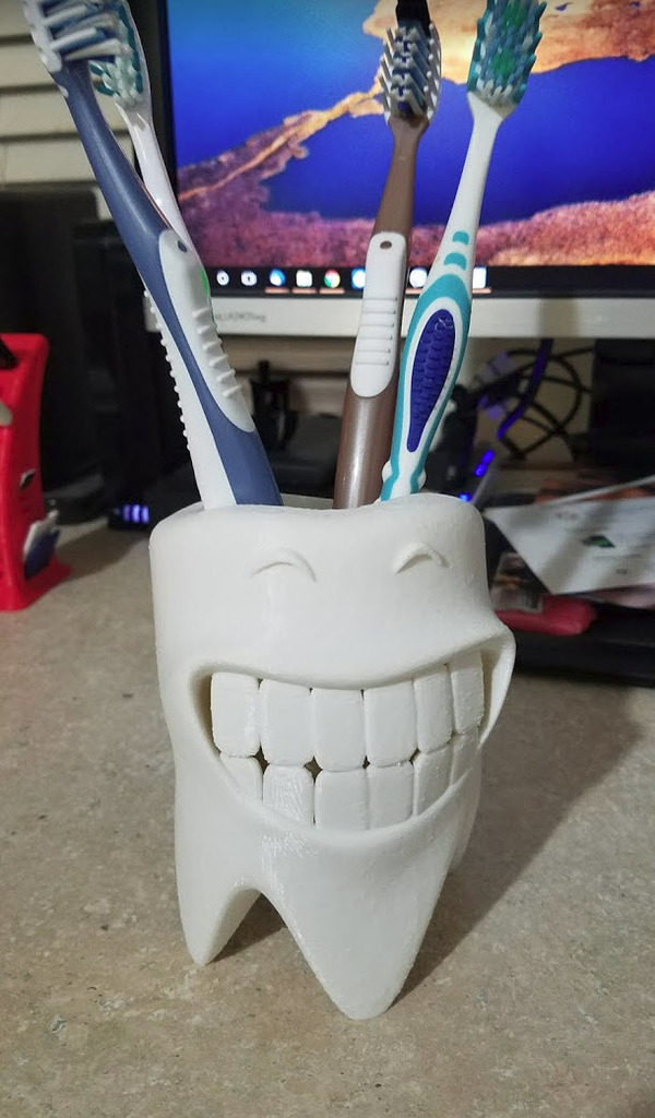 Free 3D file Smiling Toothbrush Holder・3D print object to download・Cults