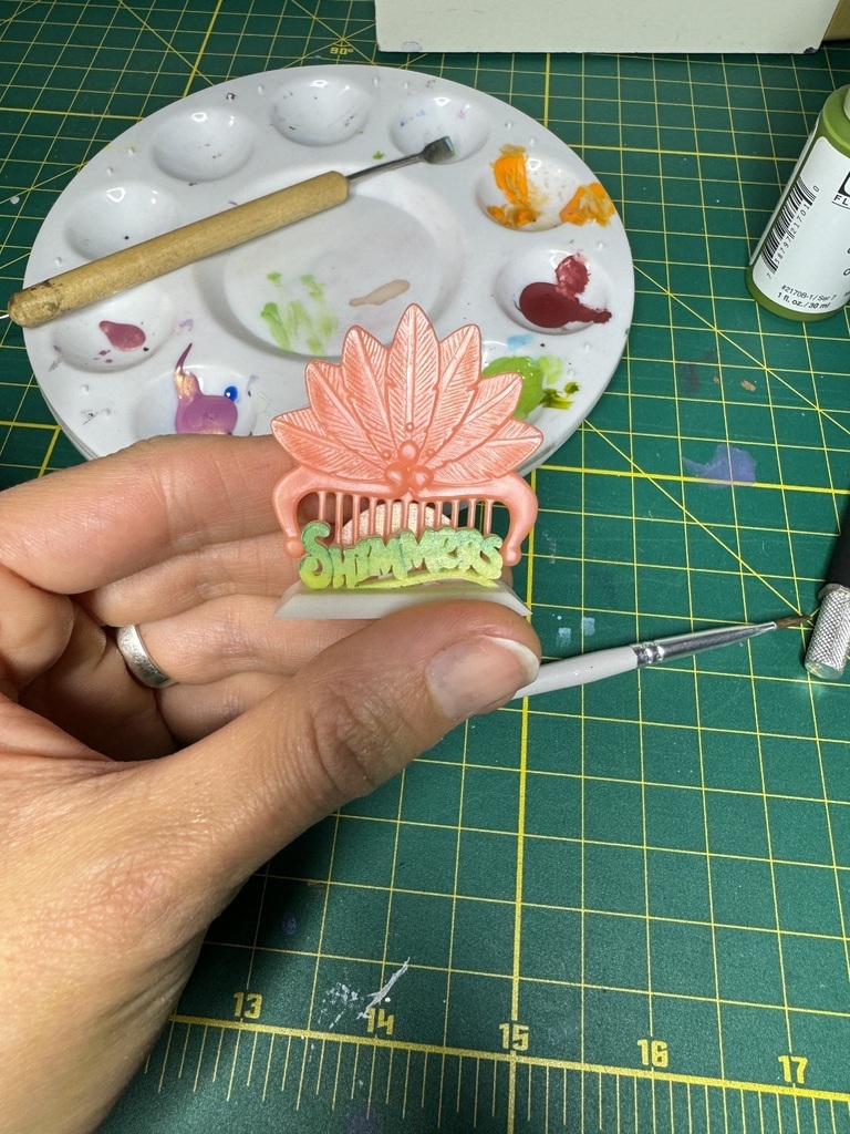 Free 3D file Comb Stand or Prop for Kenner Shimmers (1987) Accessories ...