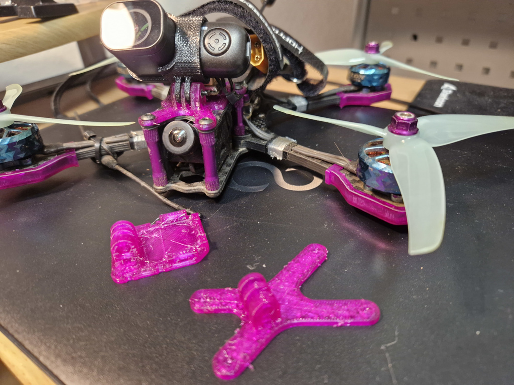 Free 3D file Lumenier QAV-S Joshua Bardwell Edition Runcam Thumb Pro ...