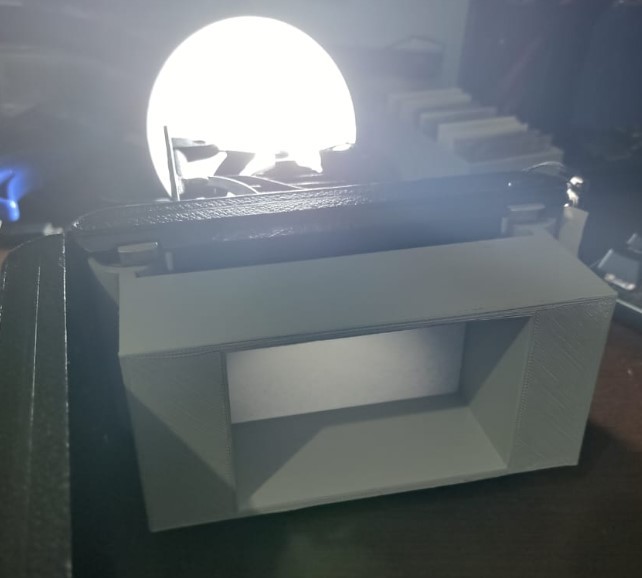 Free 3D file Sun shade viewfinder for the rear of a Voigtlander Bessa ...