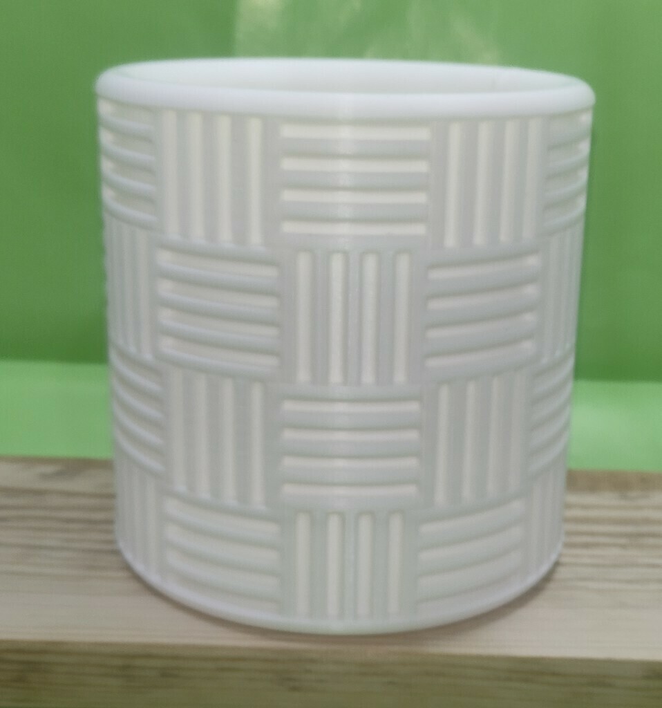 Free 3D file striped geometric pattern pot 🪴・3D printer model to ...