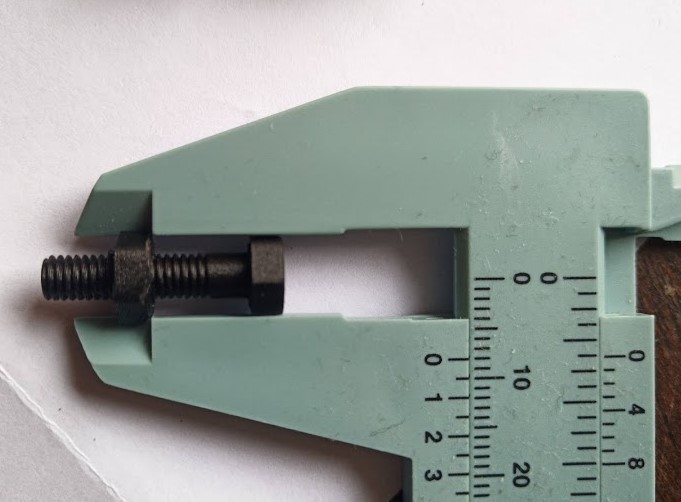 3D-Datei 3D-druckbare M5 Sechskantschraube und Mutter kostenlos・3D ...