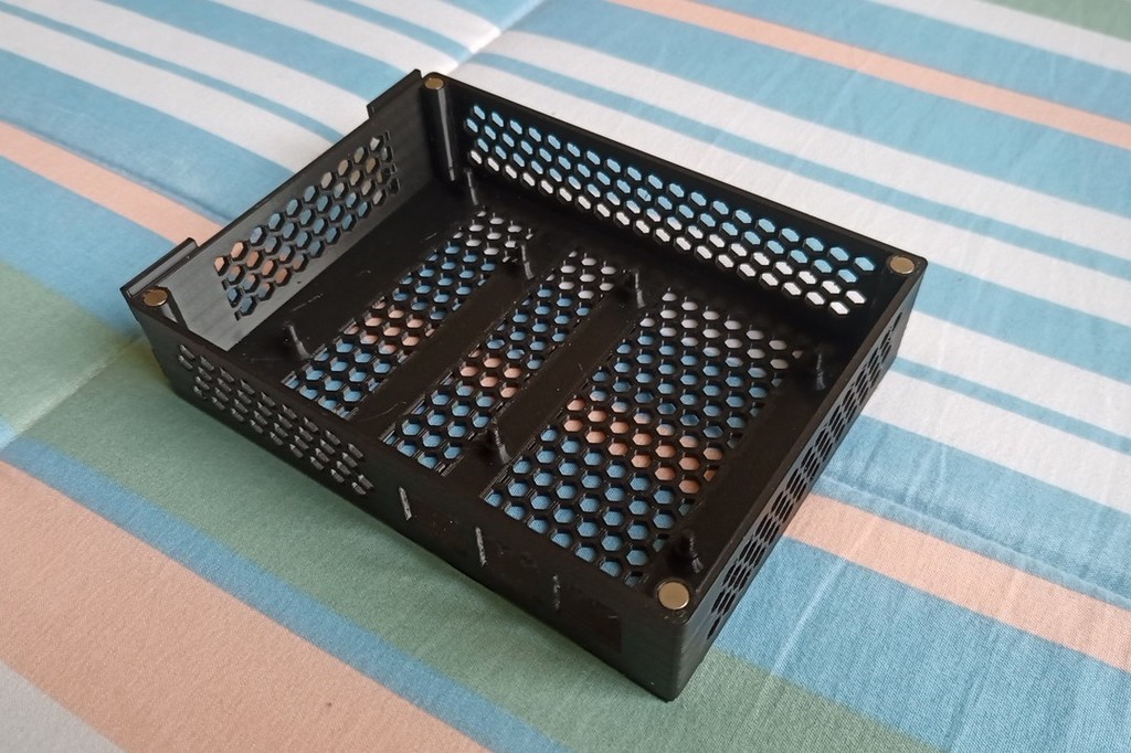 Free 3D file Octoprint case for Raspberry Pi 3B+・3D print model to ...