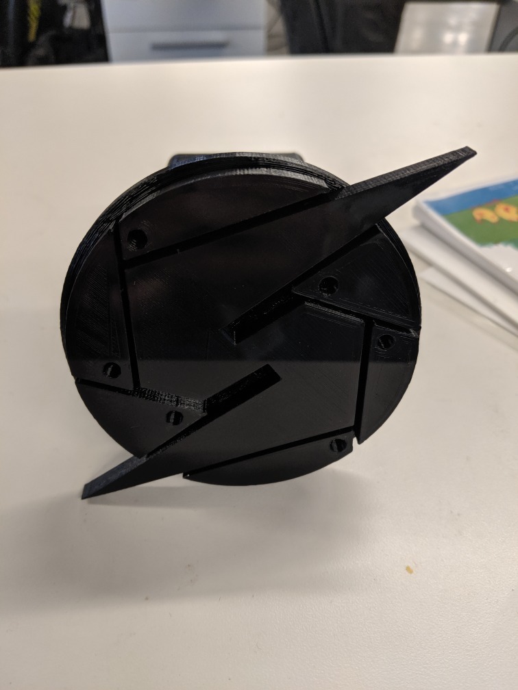 Free 3D file Screw Attack Hitch Plate・3D printable object to download・Cults
