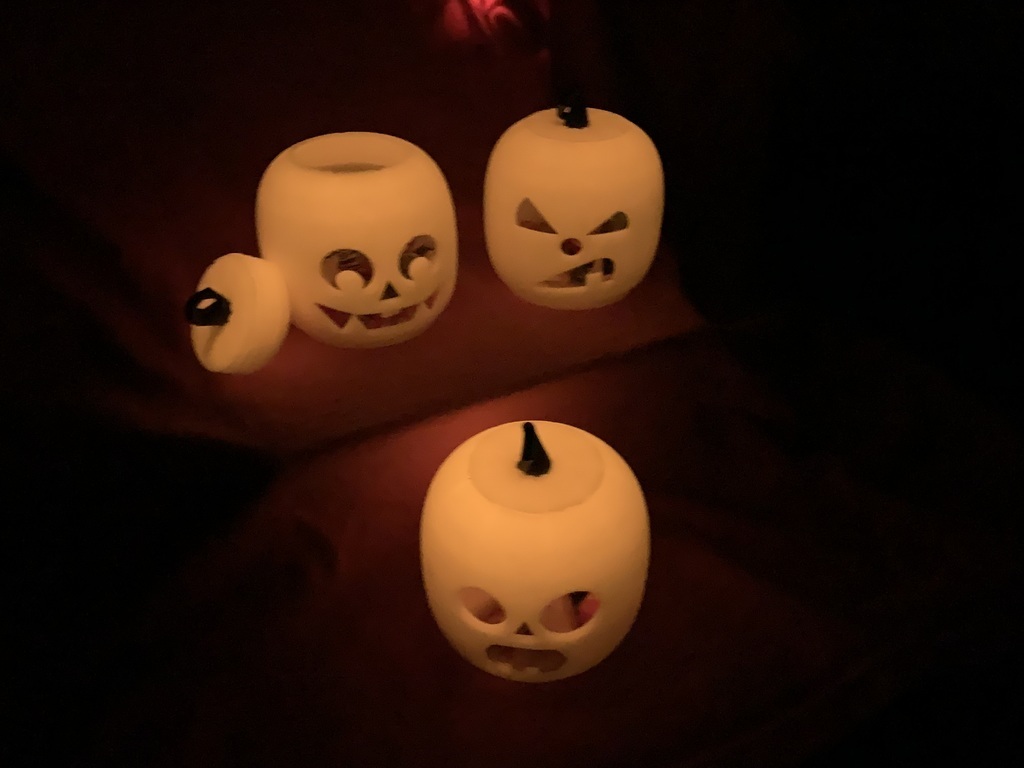 Free 3D file Pumpkin Candy Jar Treat・3D printer design to download・Cults