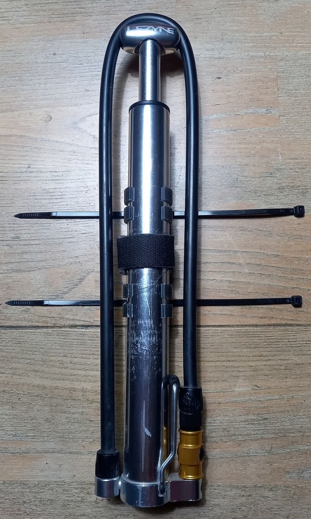 Free 3D file Bike support pump lezyne Micro Floor Drive / support pour ...