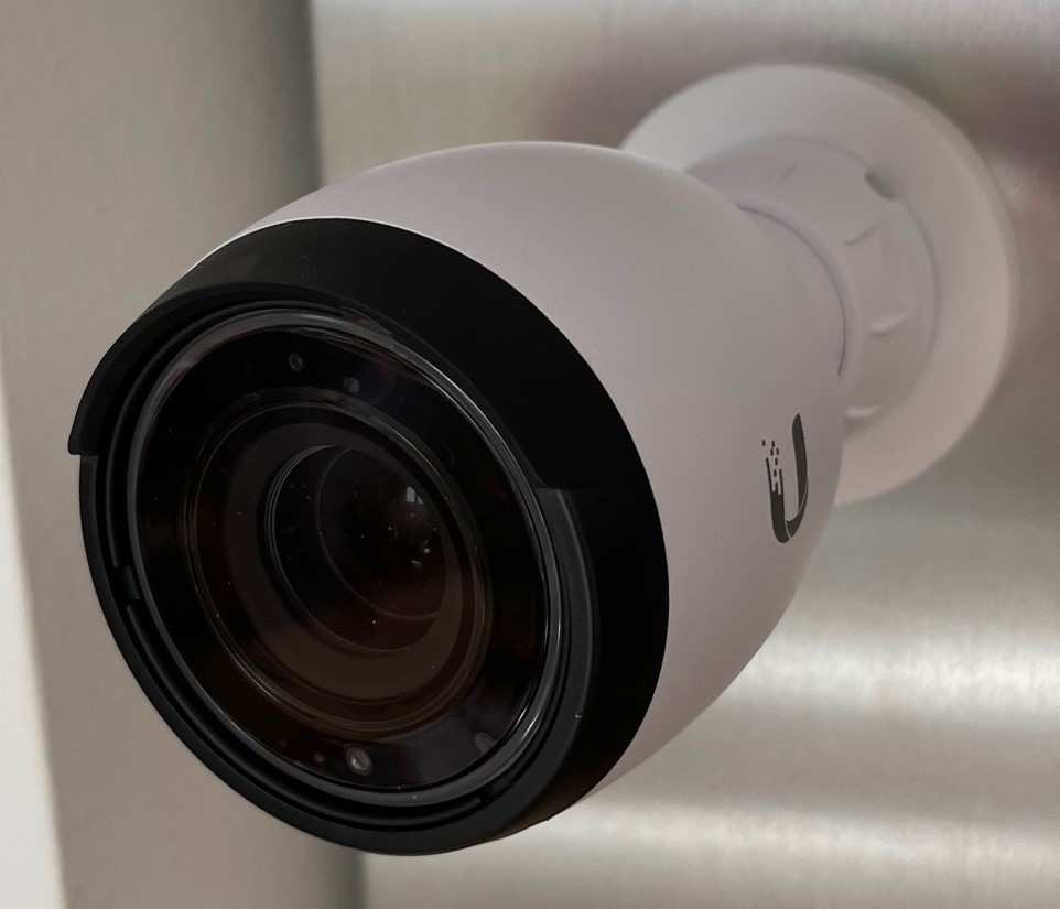 Free 3D file Magnetic mounting bracket Unifi UVC-G4-PRO camera・3D ...