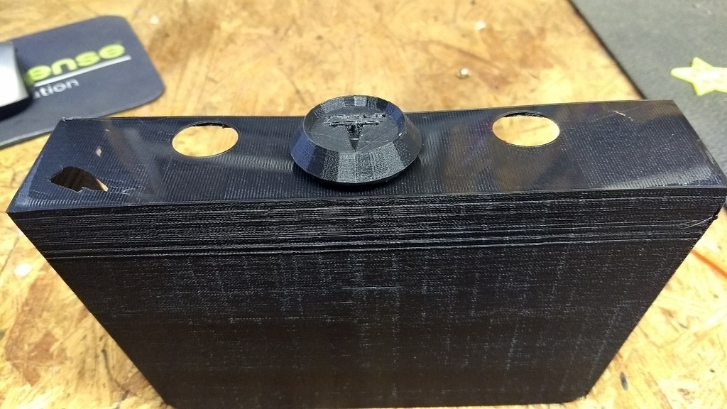 Free 3D file Tesla Button Logo・Template to download and 3D print・Cults