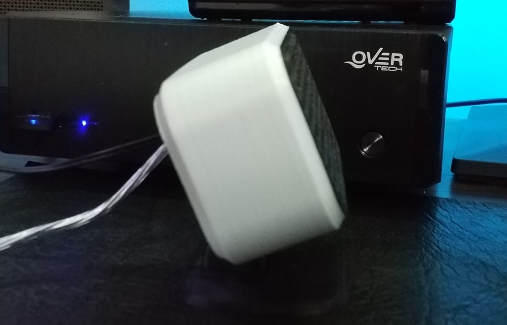 Free 3D file Mini speaker 🔉・3D print design to download・Cults