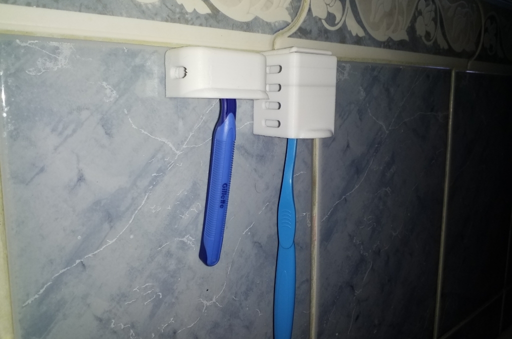 Free 3D file Toothbrush and razor bathroom rack・3D printing template to ...