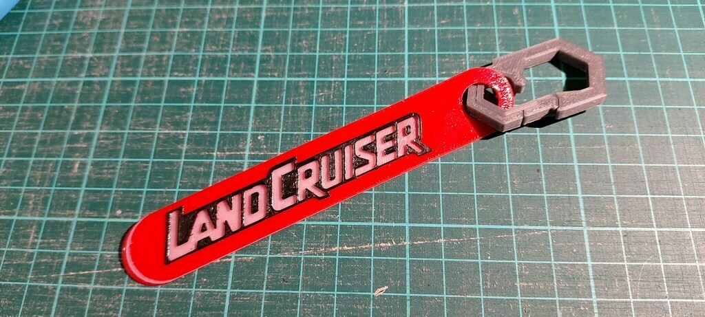Free 3D file toyota land cruiser key chain MULTI COLOUR 🚗・3D printer ...