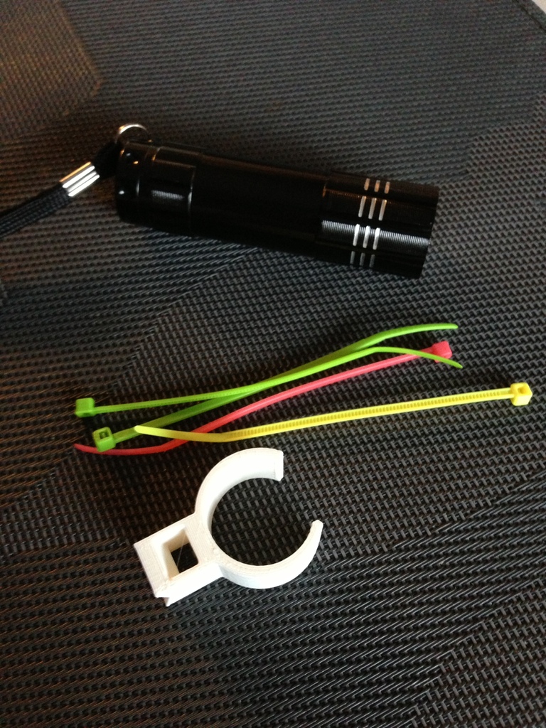 Free 3D file Torch Flashlight clip・3D printable object to download・Cults