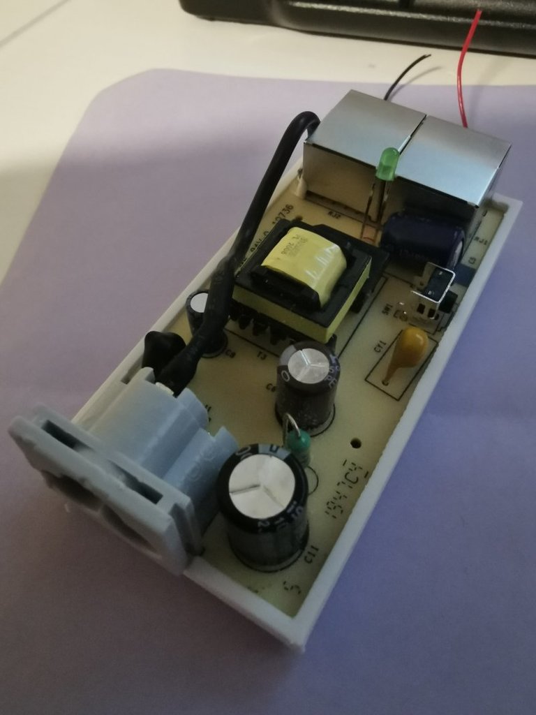 Free 3D file TP-Link CPE210 POE box・3D printer model to download・Cults