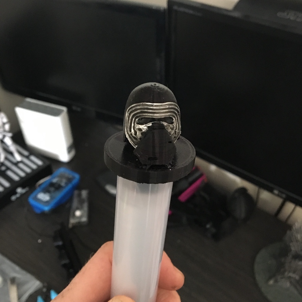 Free 3D file Kylo Ren Lightsaber plug・3D printing model to download・Cults