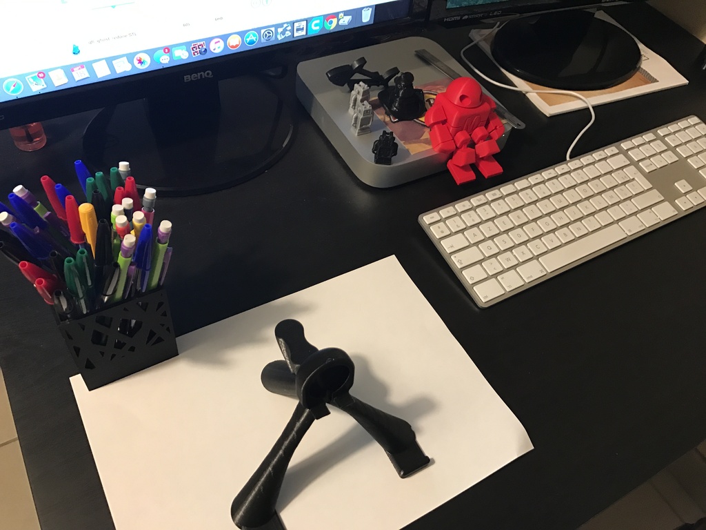 Free 3D file Apple Watch 42mm and iPhone stand・3D printer design to ...