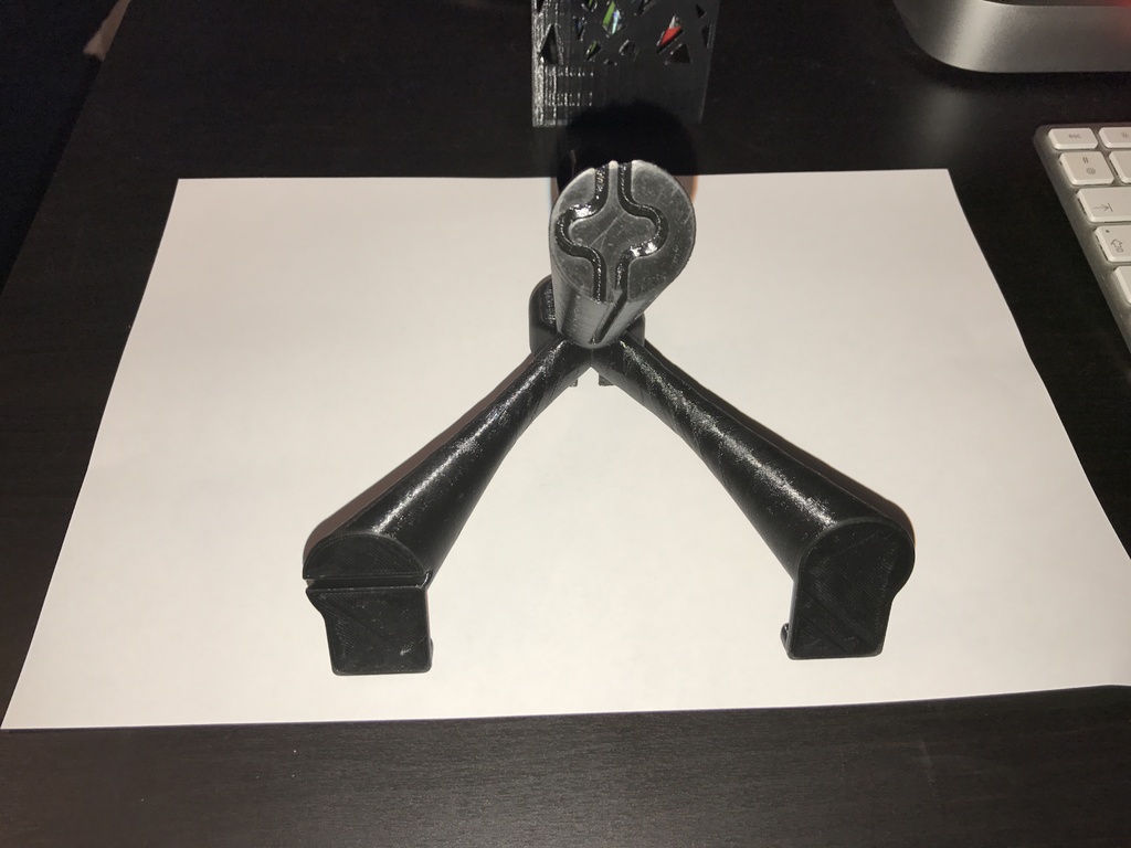 Free 3D file Apple Watch 42mm and iPhone stand・3D printer design to ...