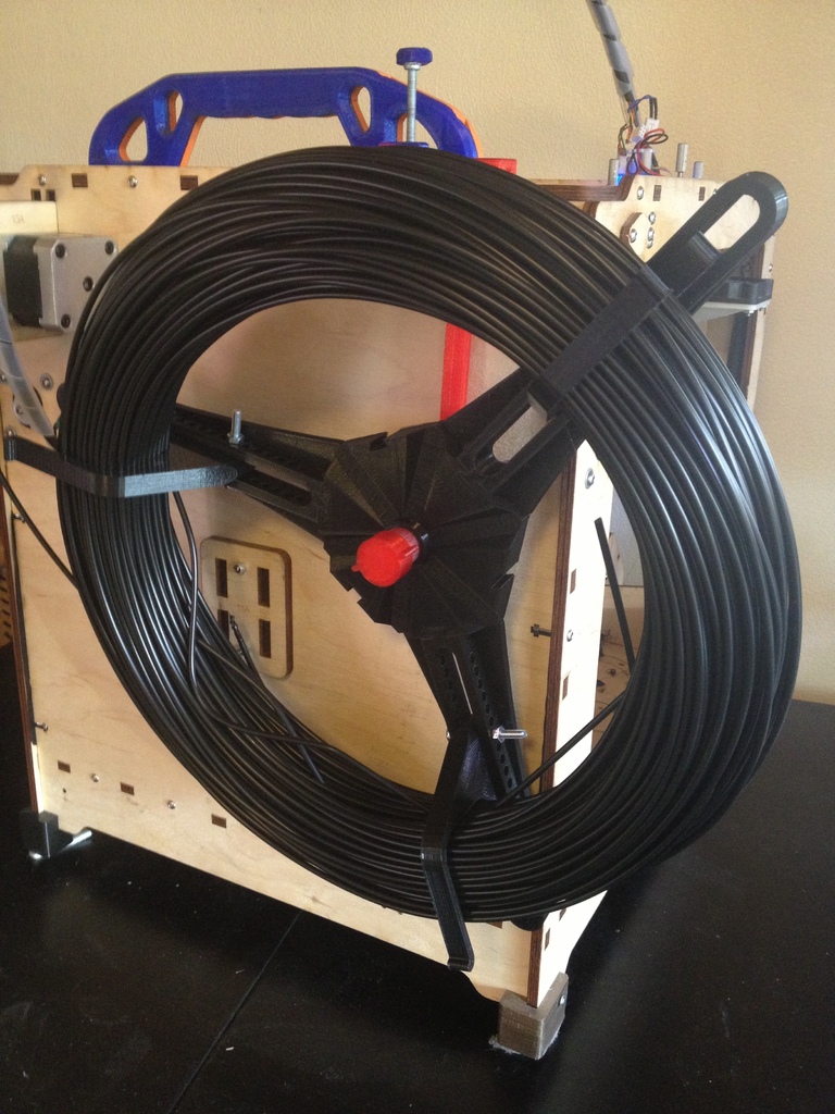Free 3D file Adjustable Heavy Duty filament spool for Ultimaker・3D ...