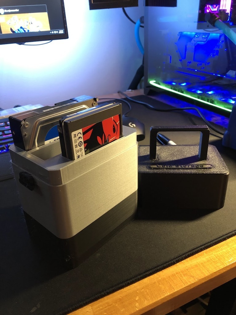 Free 3D file HDD and SSD Case 🏢・3D printable model to download・Cults