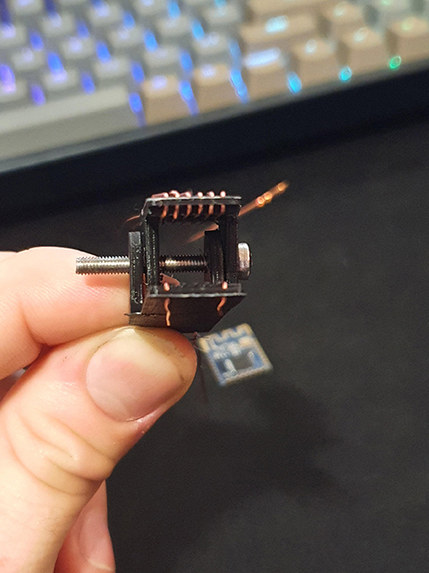 Free 3D file SOIC programming clip・3D printer design to download・Cults