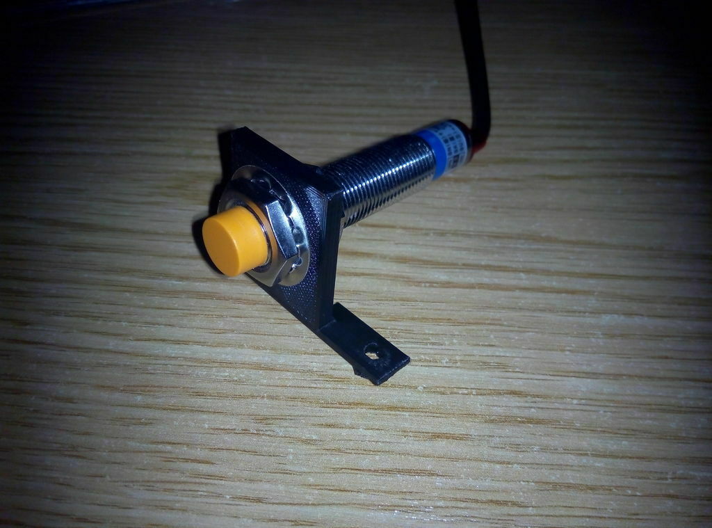 Free 3D file Prusa i3 Hephestos inductive sensor support 🧞‍♂️・3D print ...