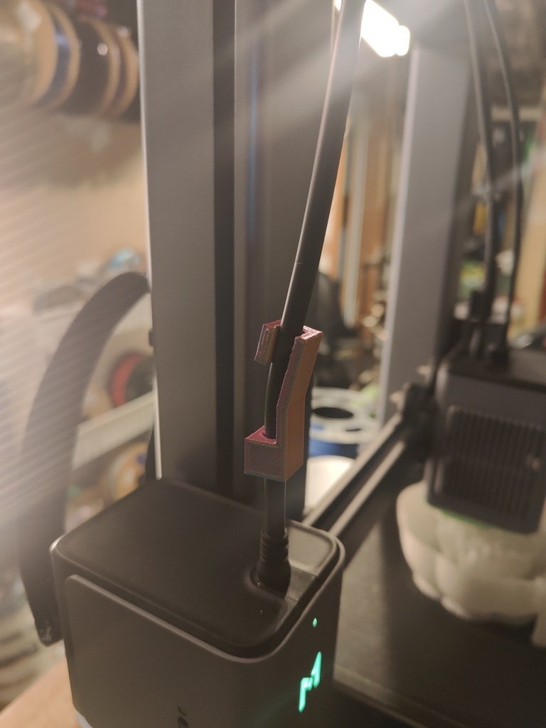 Archivo 3D gratis AnkerMake M5C Cable Kink Mod - Esposado・Plan de ...