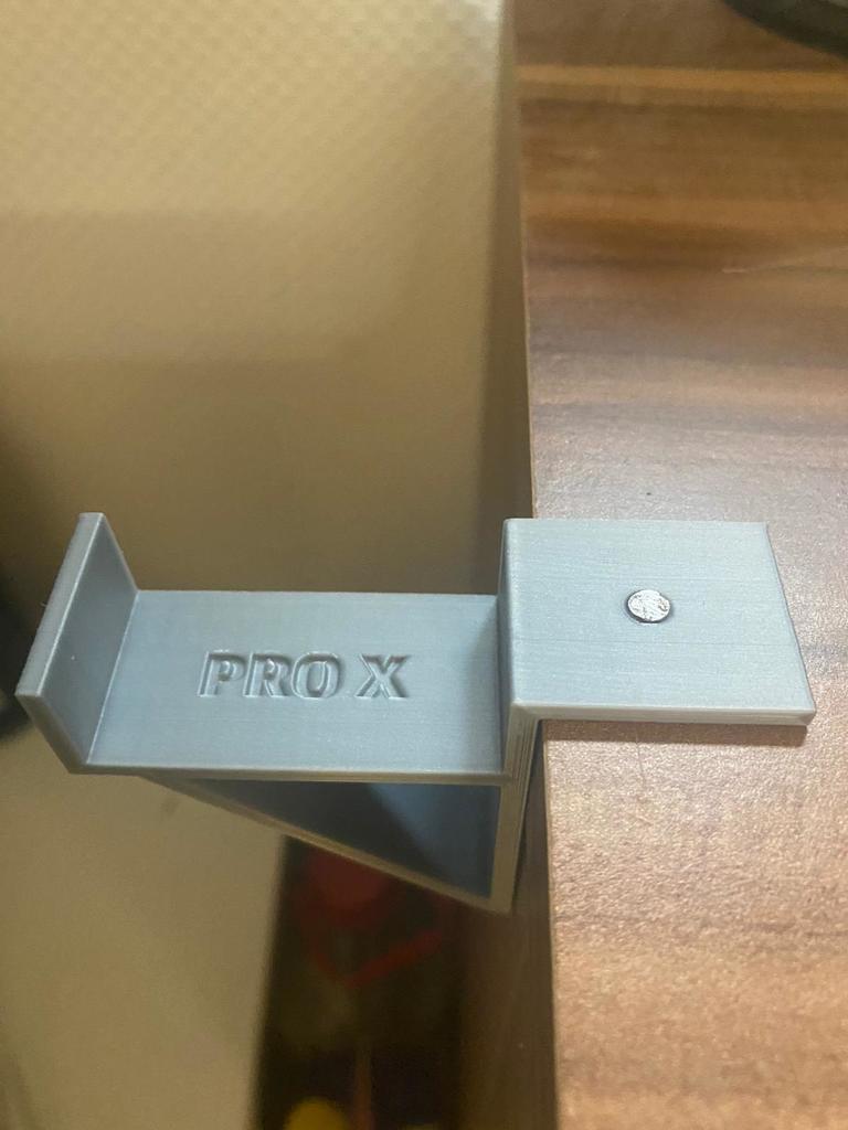 Free 3D file Logitech G Pro X Headphone holder・3D printable model to ...