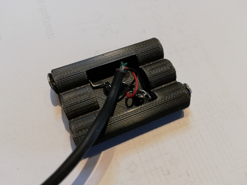 Free 3D file Fake Battery 3xAAA・3D print design to download・Cults