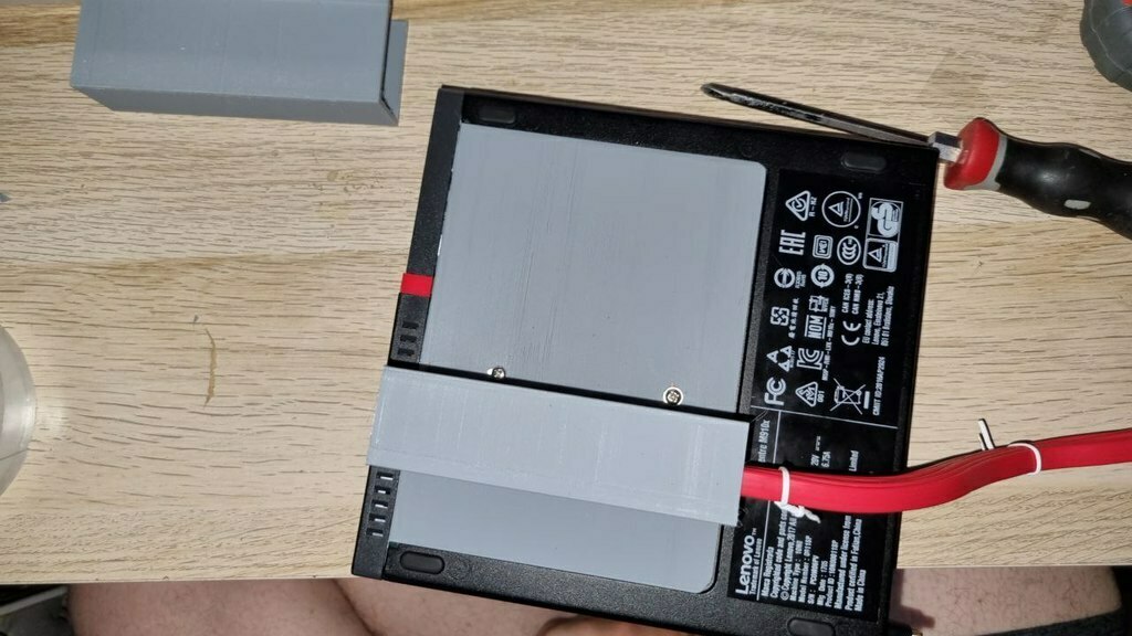 Archivo 3D gratis Ram Cover + NVME a sata para Lenovo Tiny para discos ...