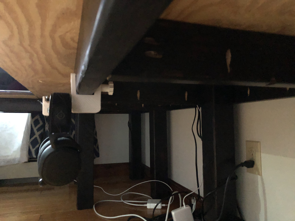 Free 3D file Headphone Holder for under-desk-support mounting・3D print ...