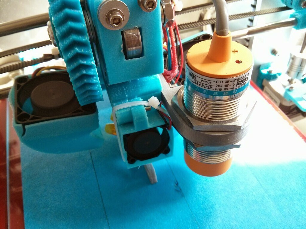 Free 3D file Parametric proximity sensor mount for Wade L3K Extruder・3D ...