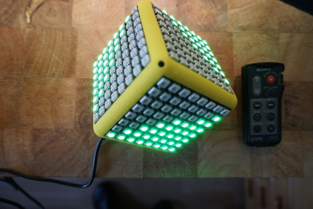 Fichier 3D gratuit CUBE LED avec panneaux Neopixel Matrix WS2812.・Design imprimable en 3D à ...
