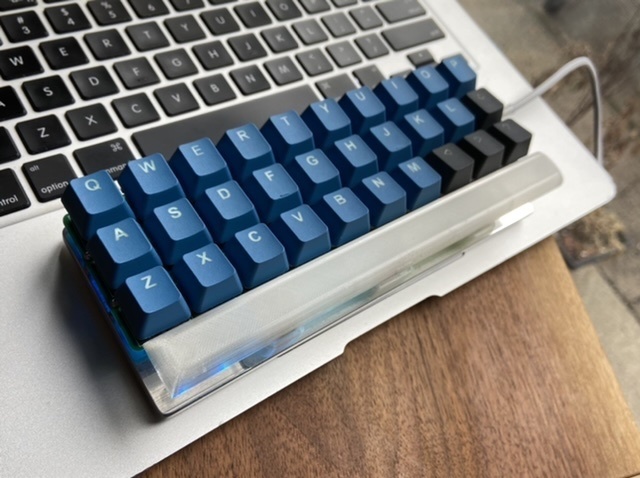 Free 3D file 10u spacebar with 6.25u spacing.・Template to download and ...