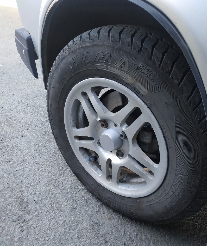 Free 3D file Wheel cap VSMPO 13" VAZ・3D printer design to download・Cults